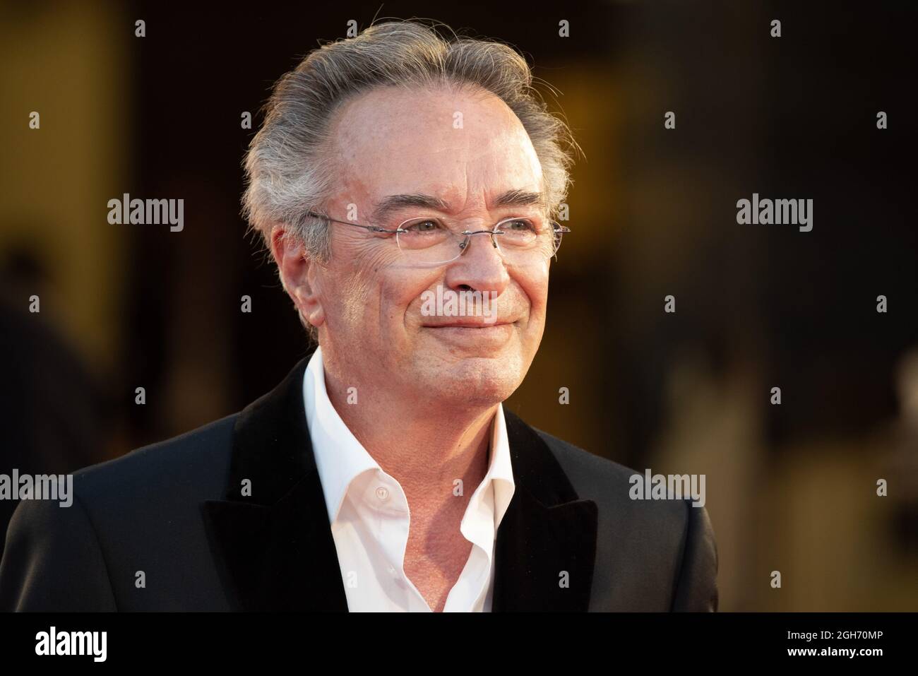 Oscar Martinez attends the red carpet of the movie "Competencia Oficial ...