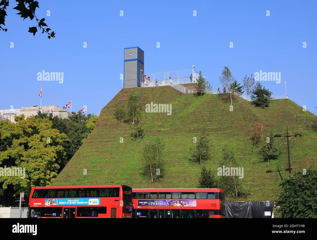 Marble Arch Mound, a temporary installation - a 25m high artificial ...