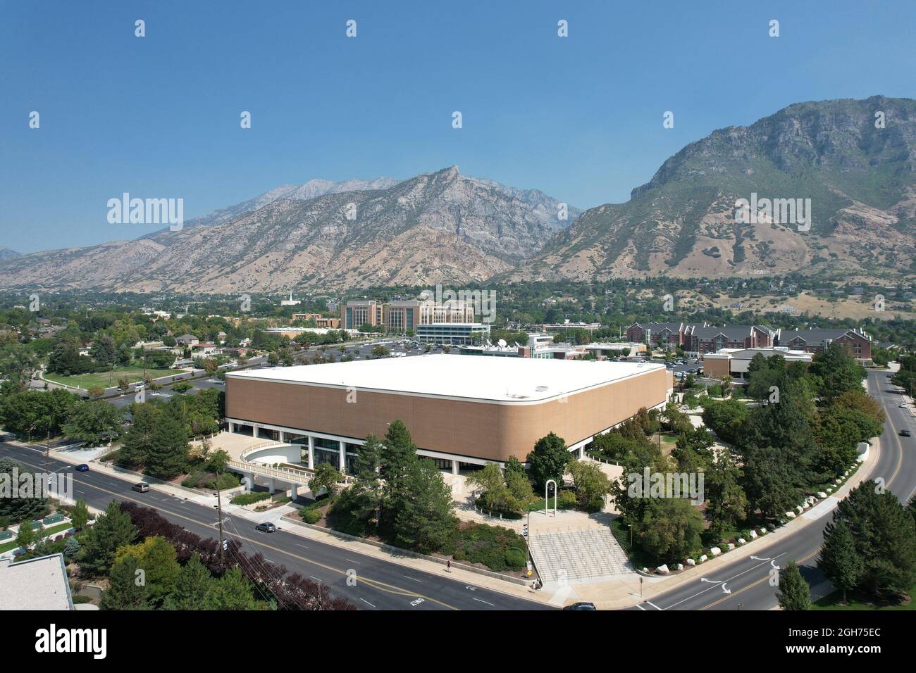 Marriott center provo hi-res stock photography and images - Alamy