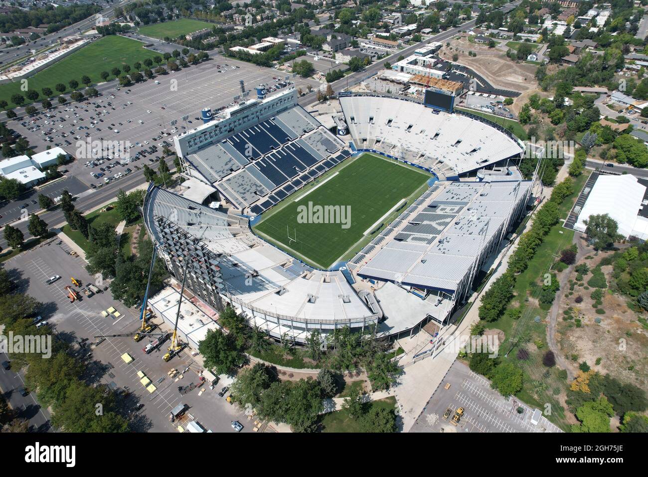 Lavell edwards stadium hi-res stock photography and images - Alamy