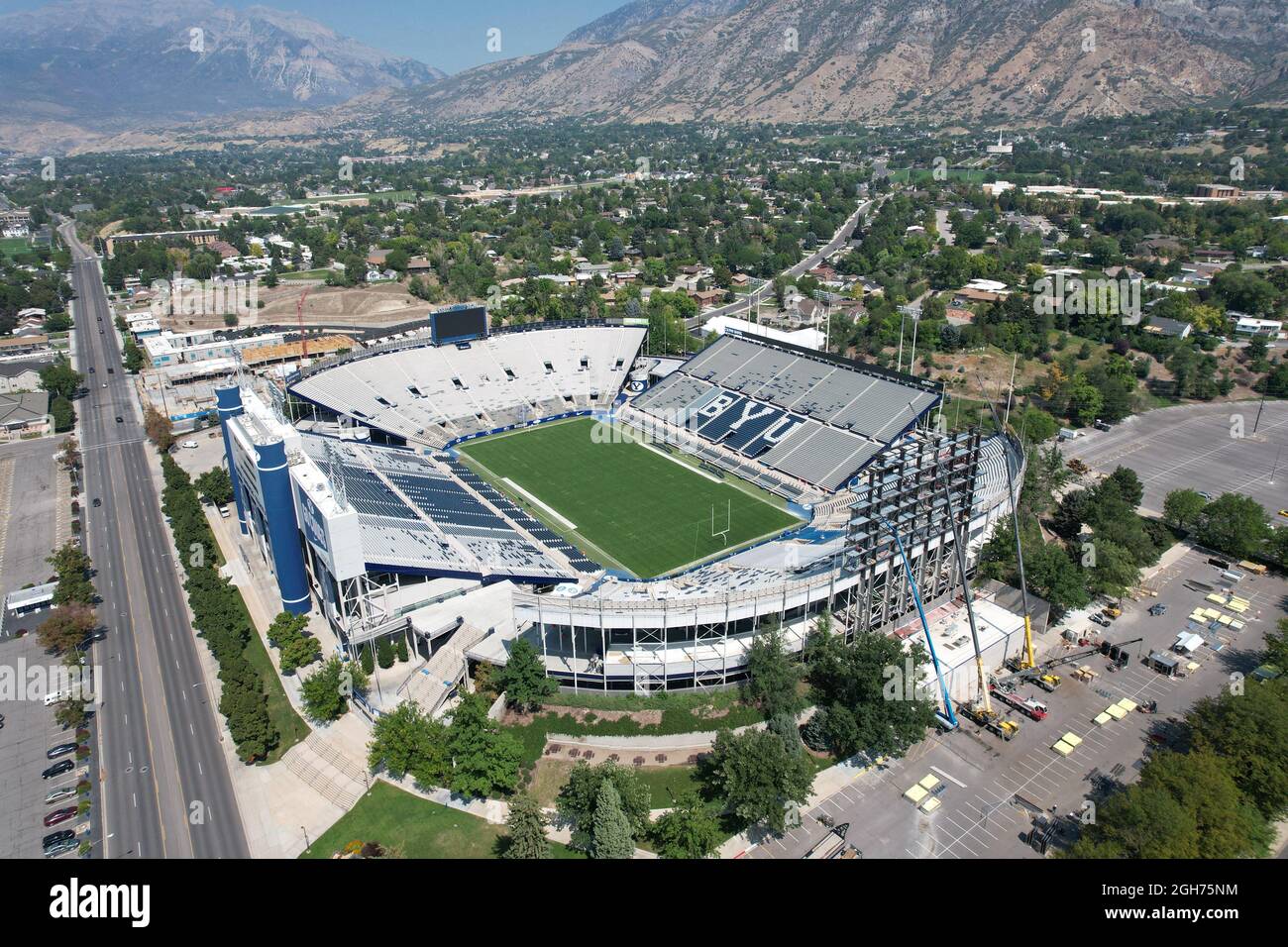 Lavell edwards stadium hi-res stock photography and images - Alamy