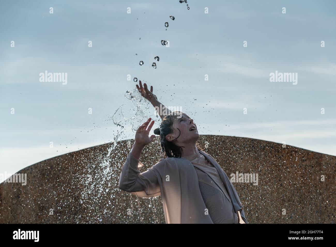 London, UK. 5th September 2021. 'Mayfly' by Kapow dance theatre ...