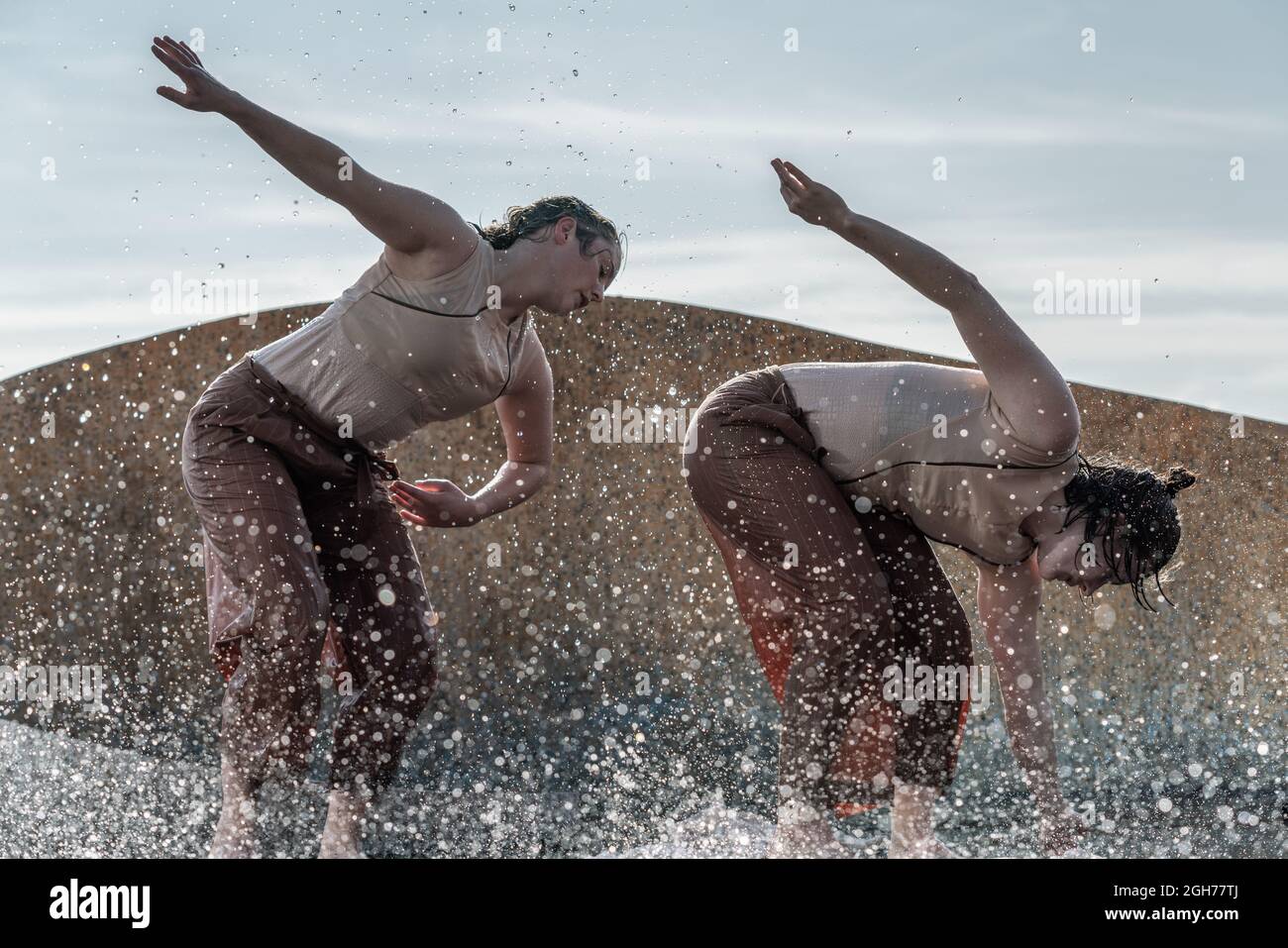 London, UK. 5th September 2021. 'Mayfly' by Kapow dance theatre ...