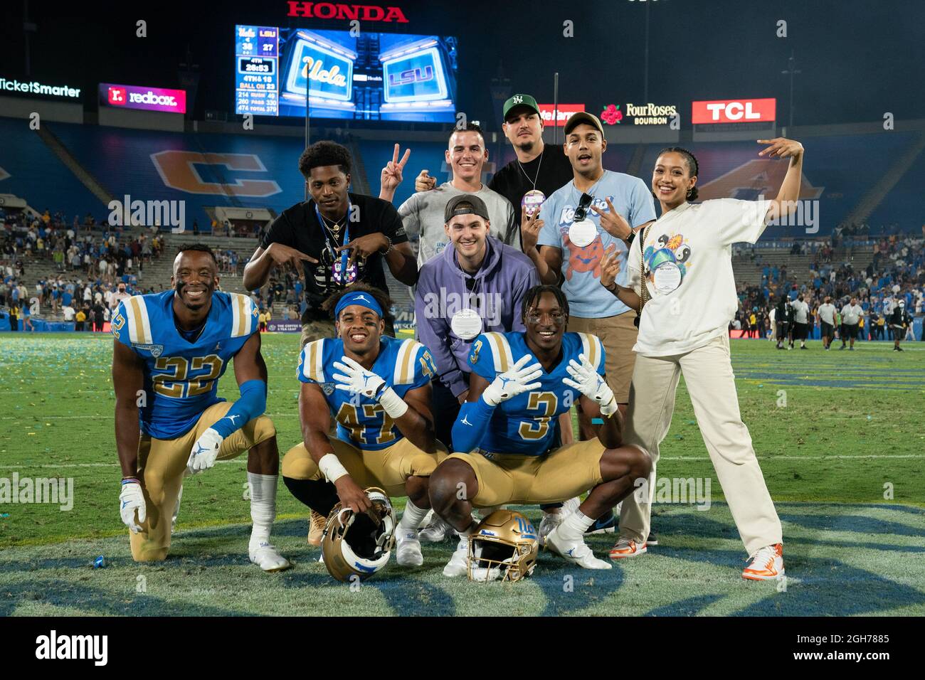 Samantha logan hi-res stock photography and images - Alamy