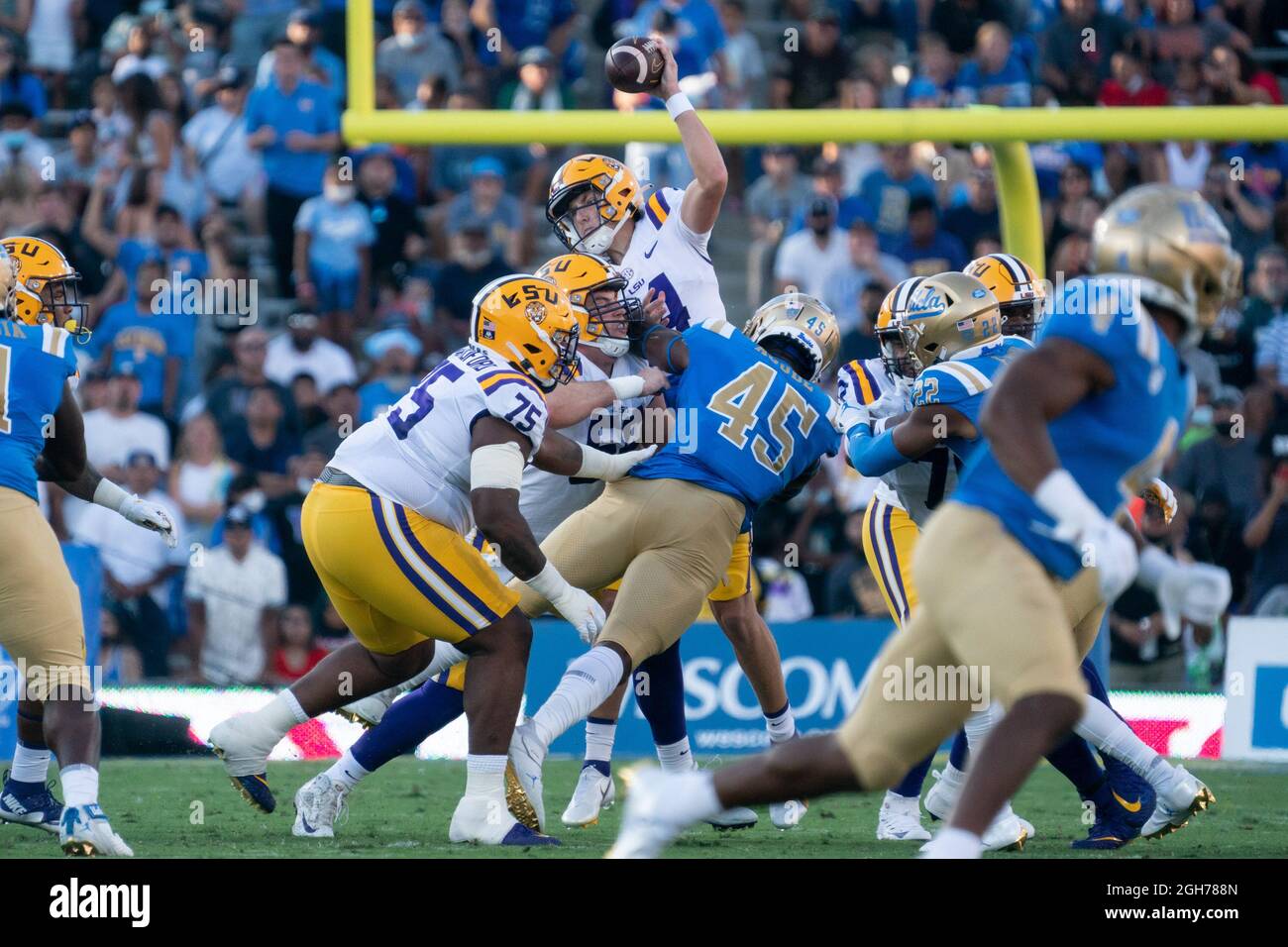 Mitchell agude hi-res stock photography and images - Alamy