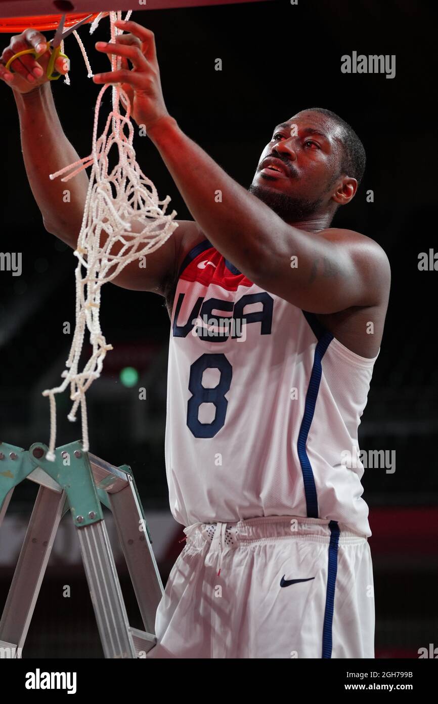 Tokyo, Japan. 5th Sep, 2021. Brian BELL (USA) cuts down the net as a ...