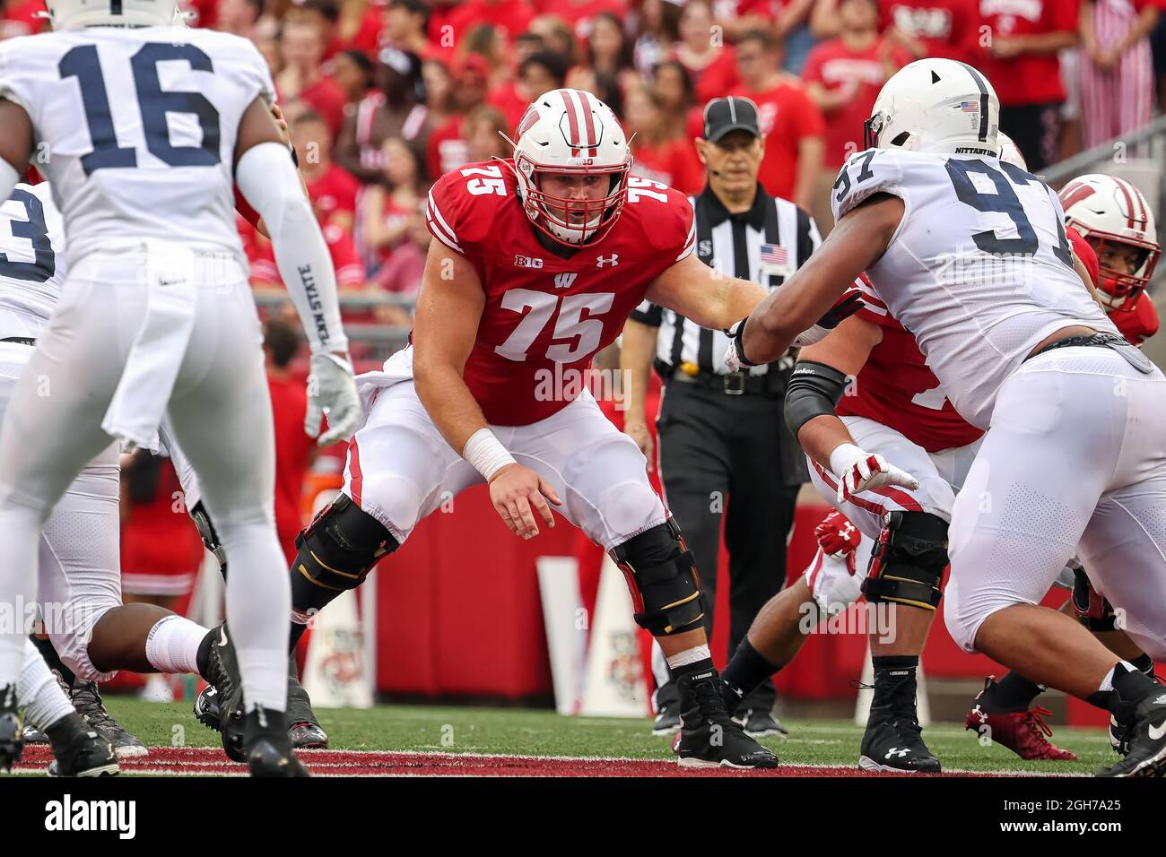 Madison, WI, USA. 04th Sep, 2021. Wisconsin Badgers offensive lineman ...