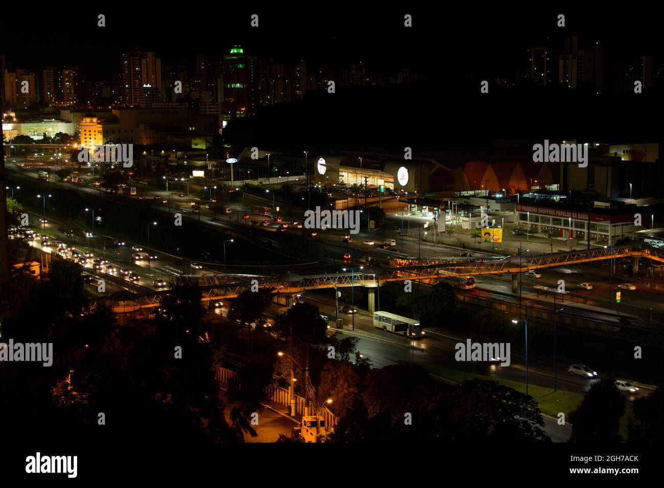 Green traffic light brazil hi-res stock photography and images - Alamy