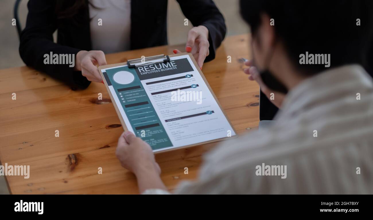 Applicant resume hi-res stock photography and images - Alamy