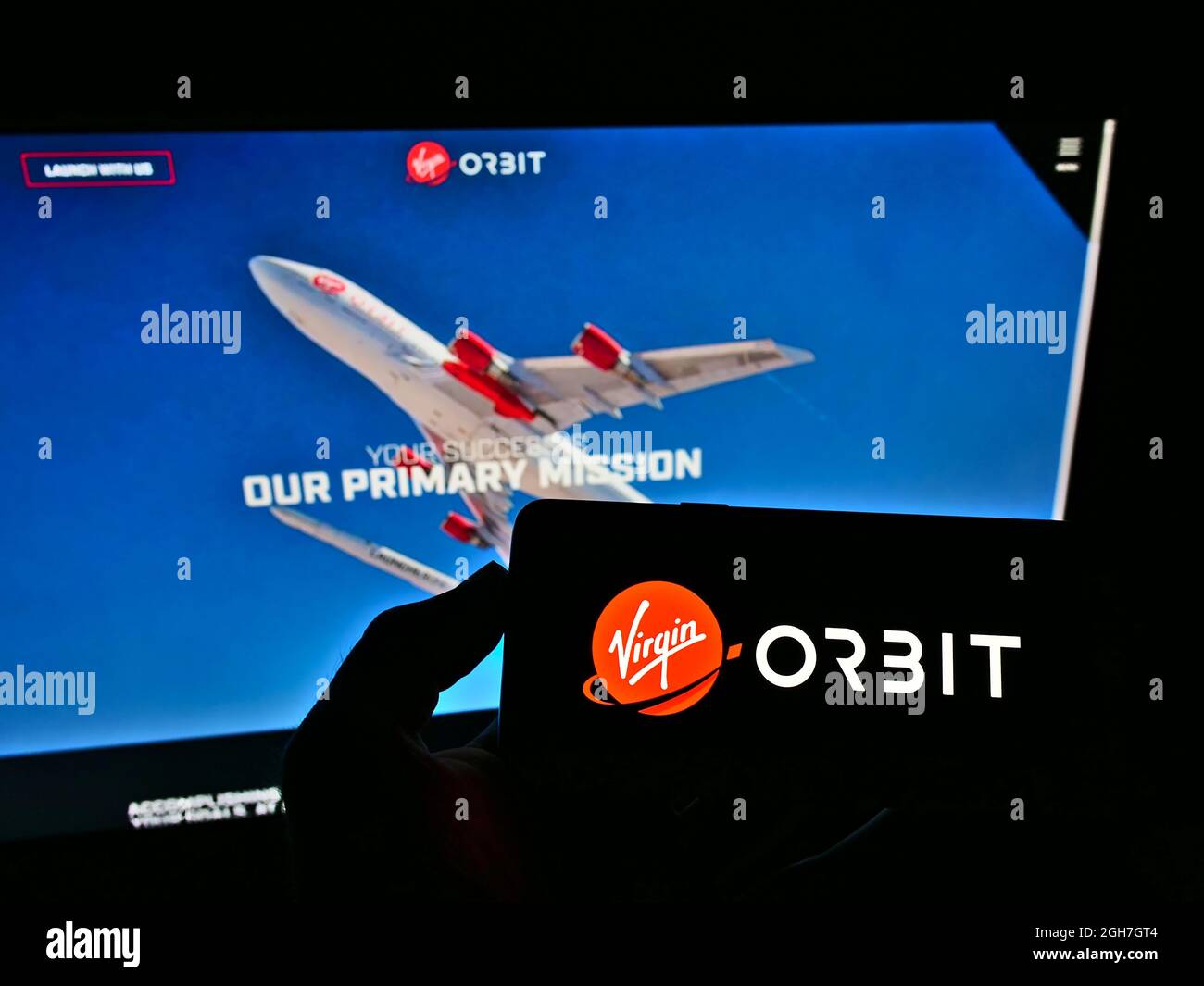 Orbit screen hi-res stock photography and images - Alamy