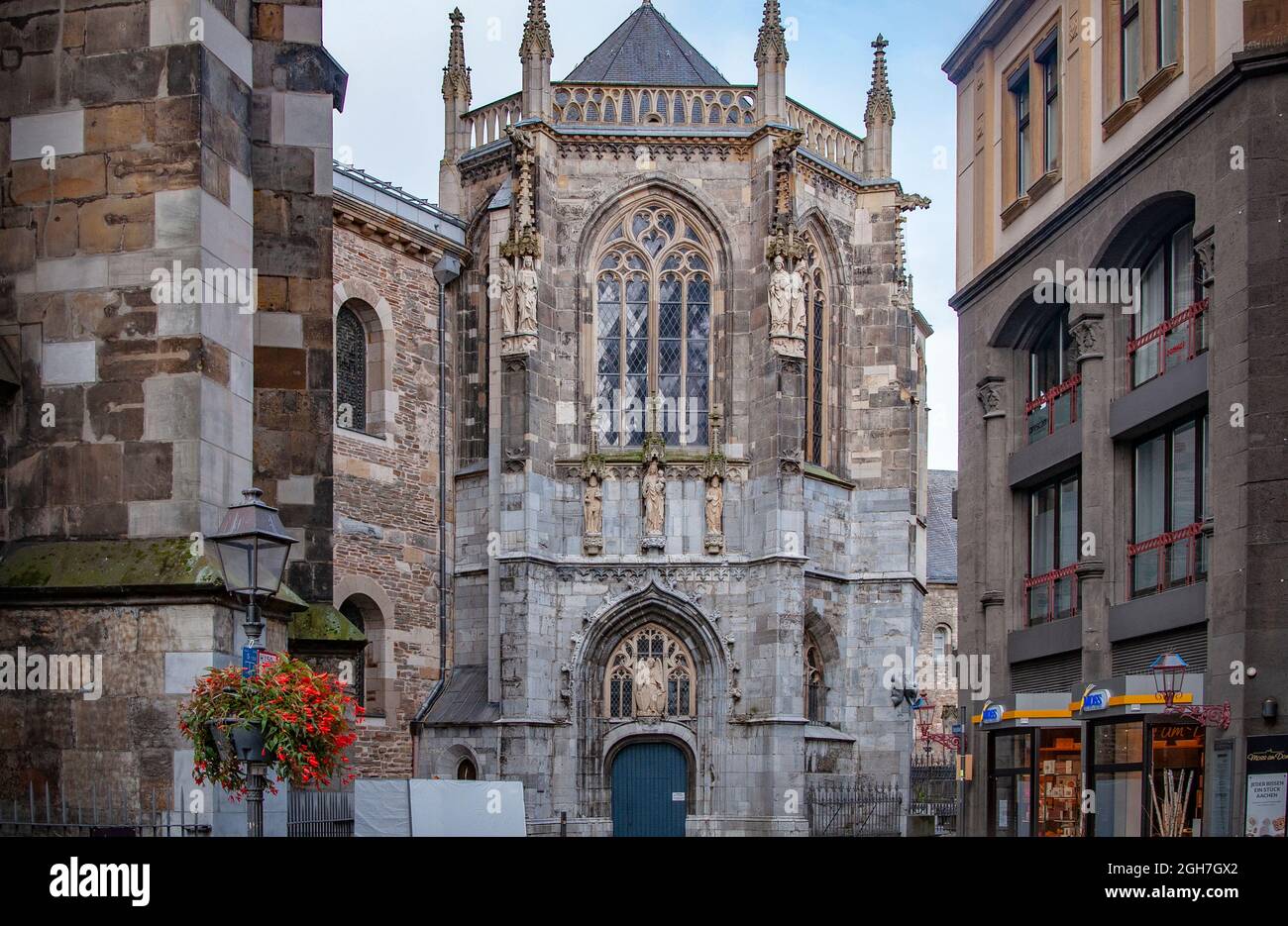 AACHEN, GERMANY. OCTOBER 04, 2020. Aachen cathedral. Statues of a ...