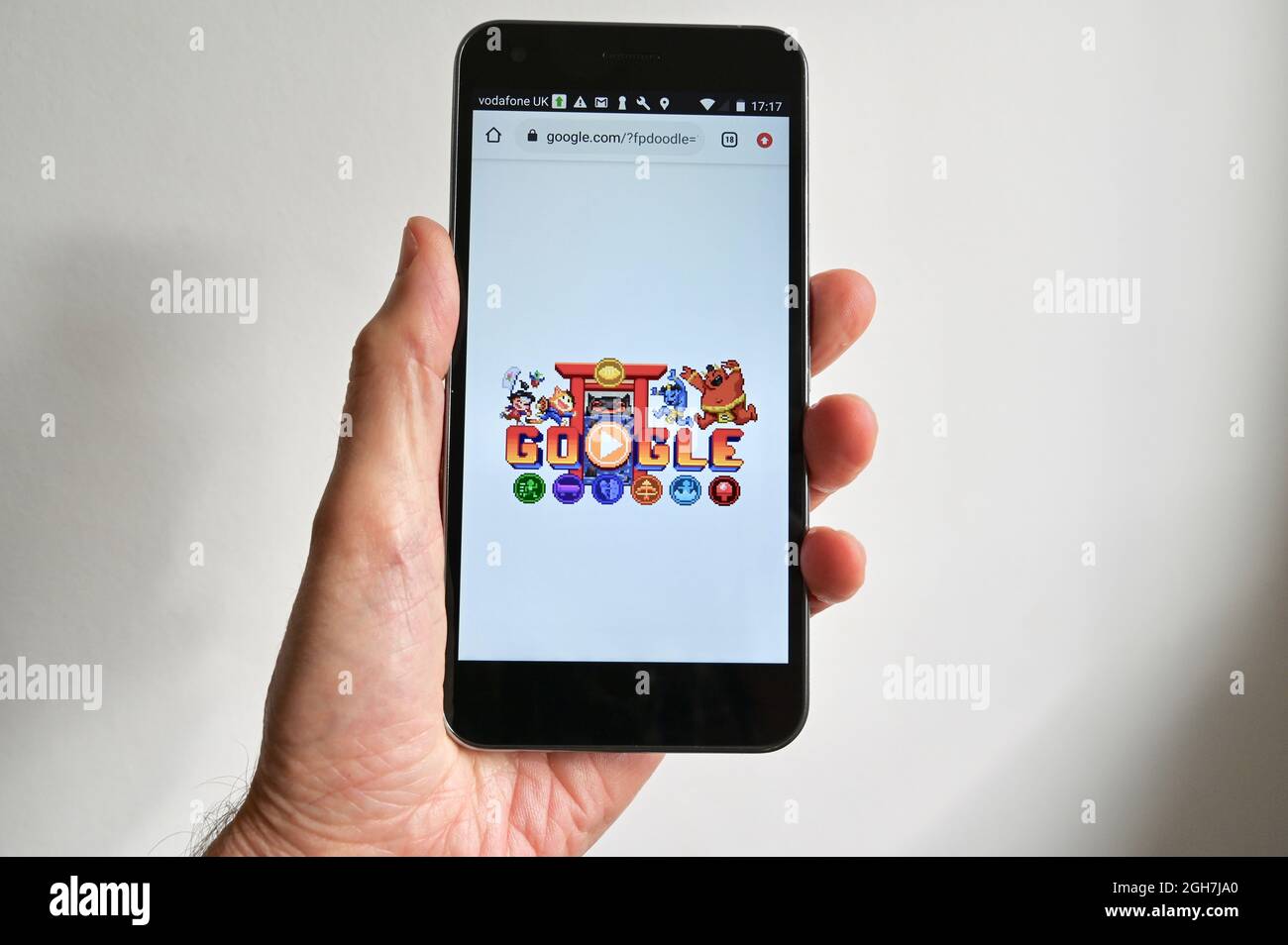 Mobile phone device hi-res stock photography and images - Alamy