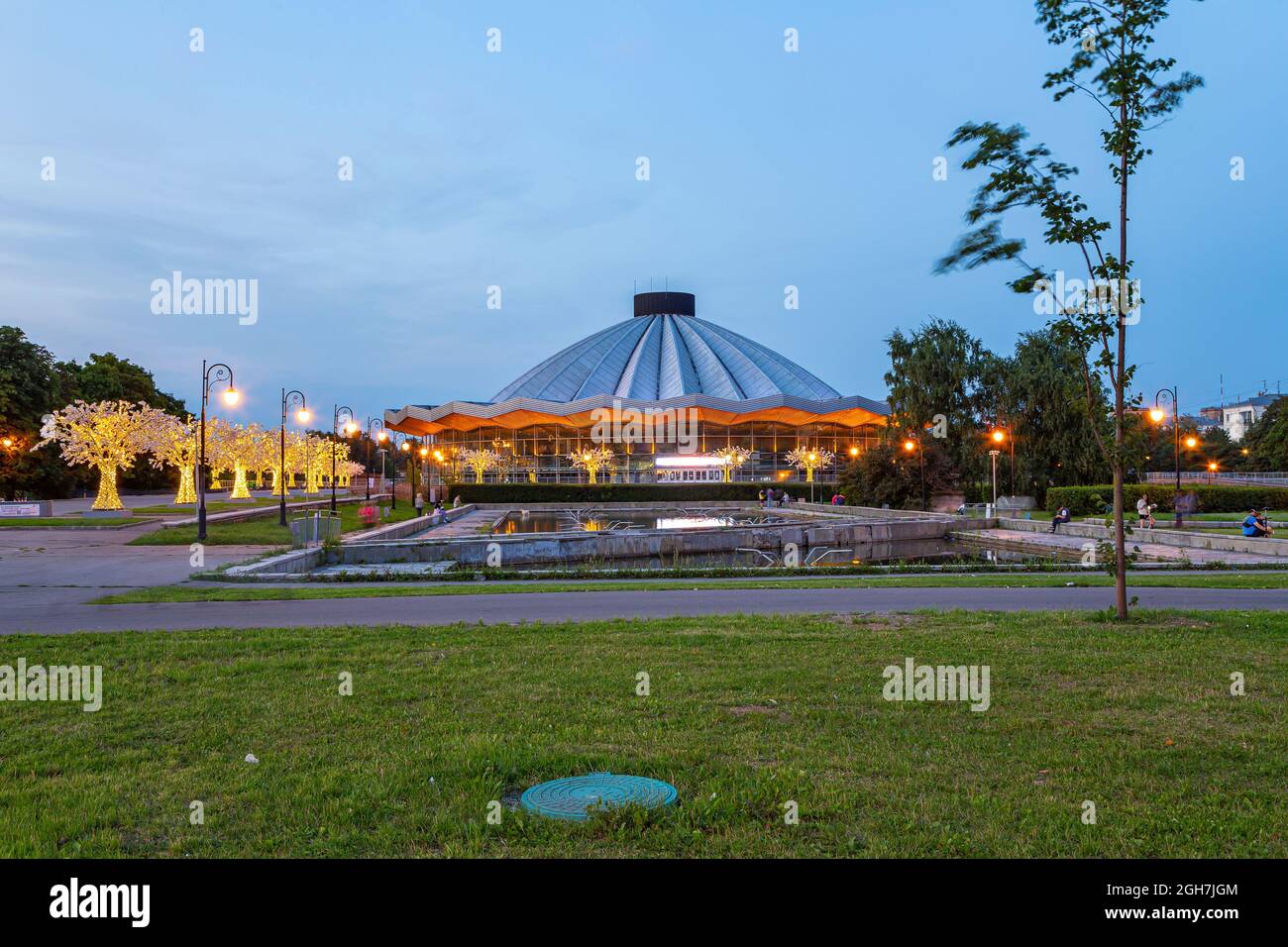 Moscow state circus building hi-res stock photography and images - Alamy