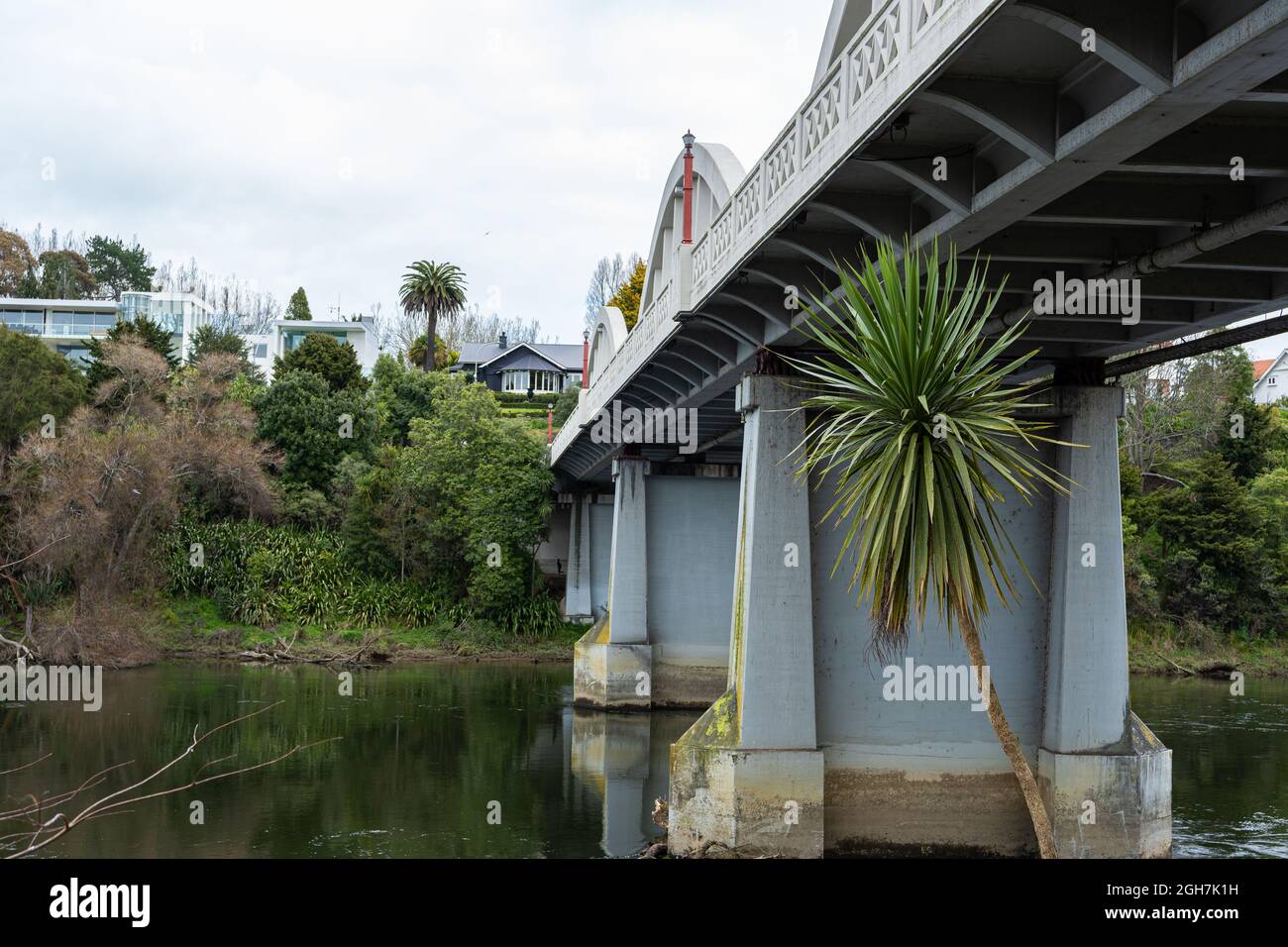 Fairfield Bridge, a throughfare over the Waikato River in Hamilton, New ...