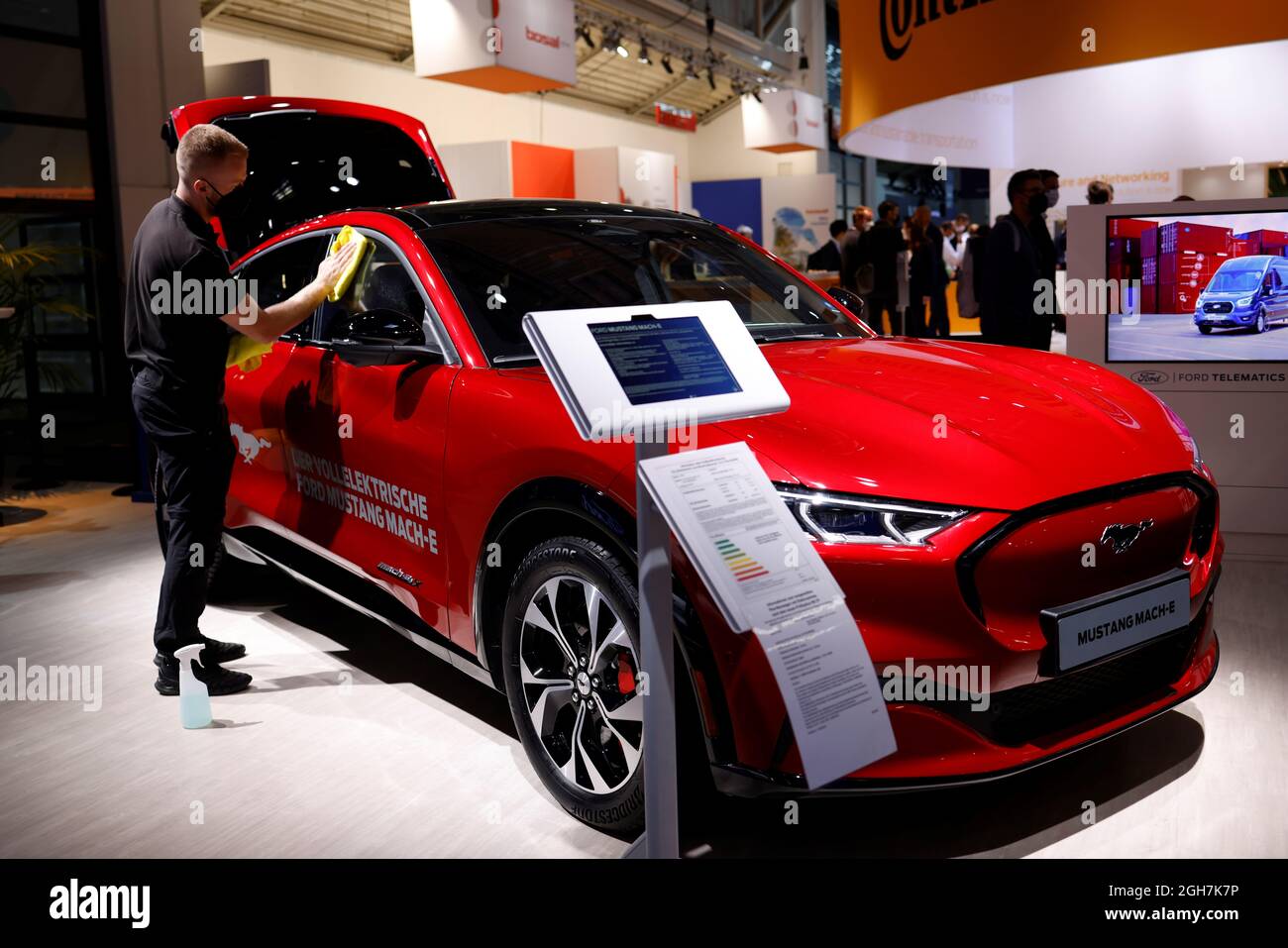 Ford mach e auto show hi-res stock photography and images - Alamy