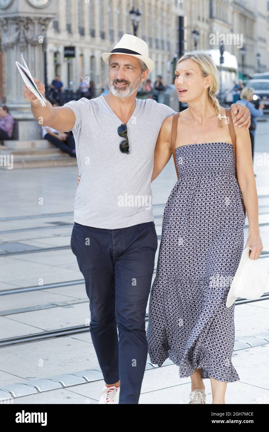 senior couple enjoying a city break Stock Photo - Alamy