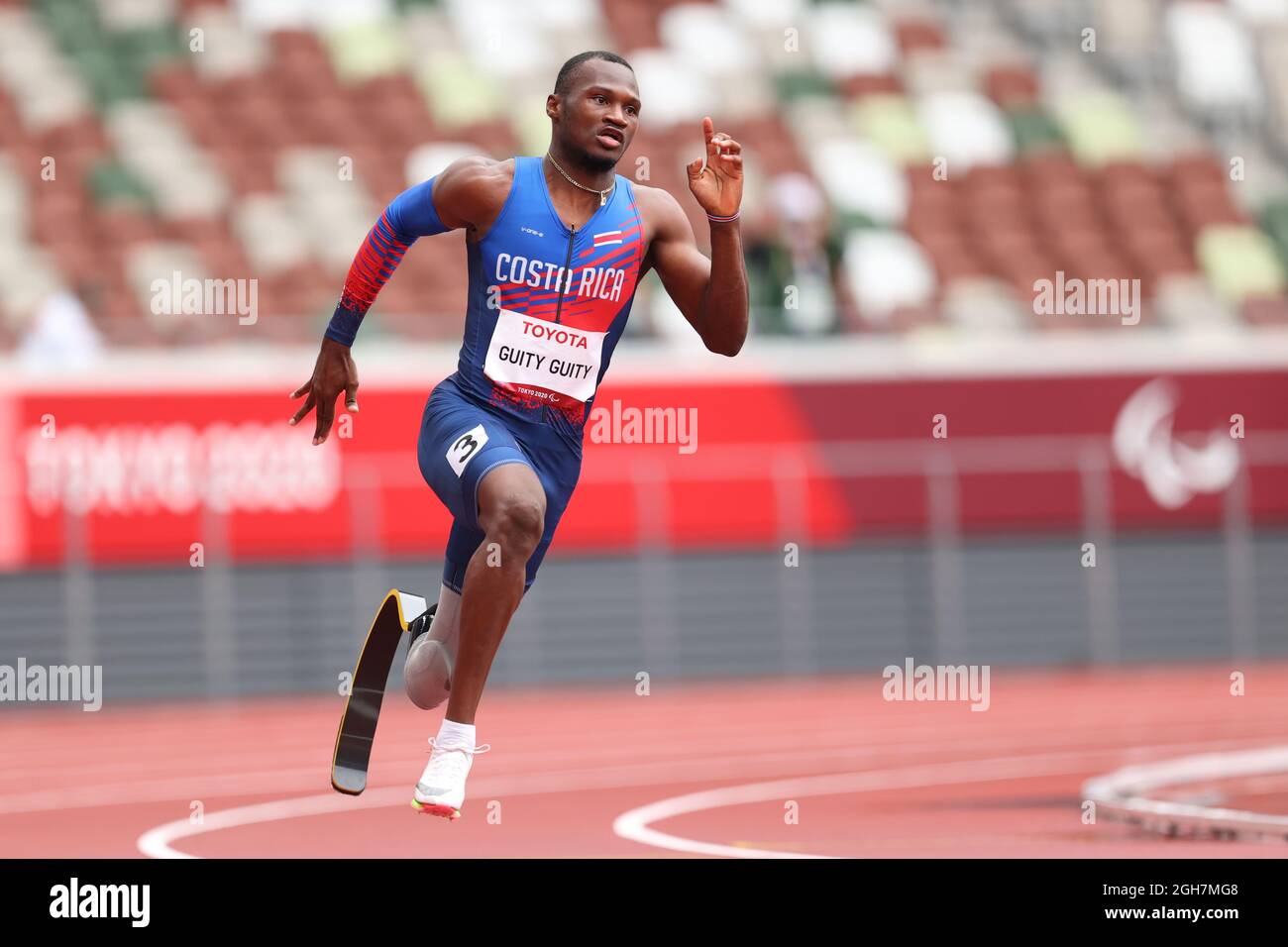 GUITY GUITY Sherman Isidro (CRC) competes in the Athletics - Men's 200m ...