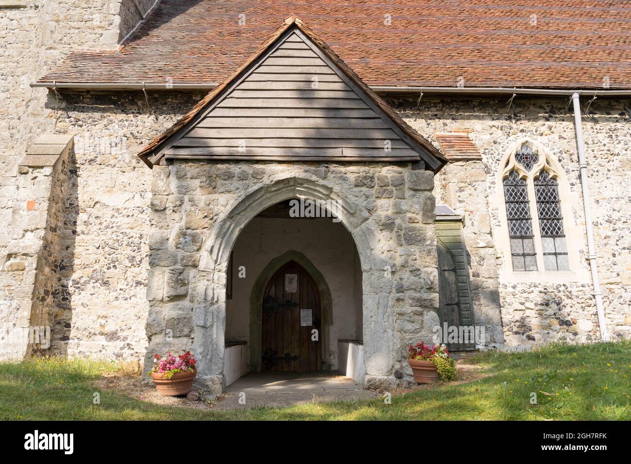 St James's Church Main road Cooling Kent Stock Photo - Alamy
