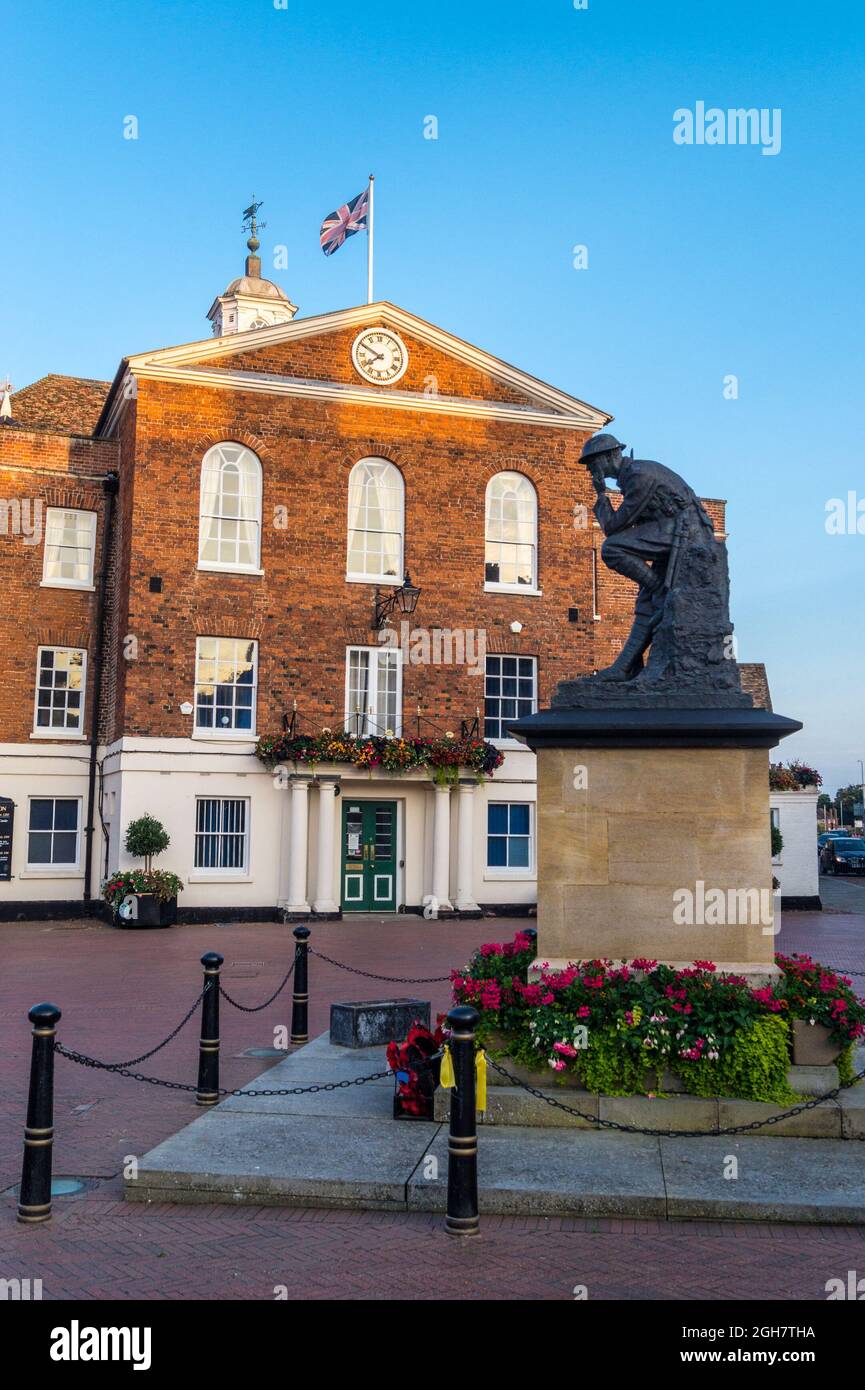 Huntingdon town hall hi-res stock photography and images - Alamy