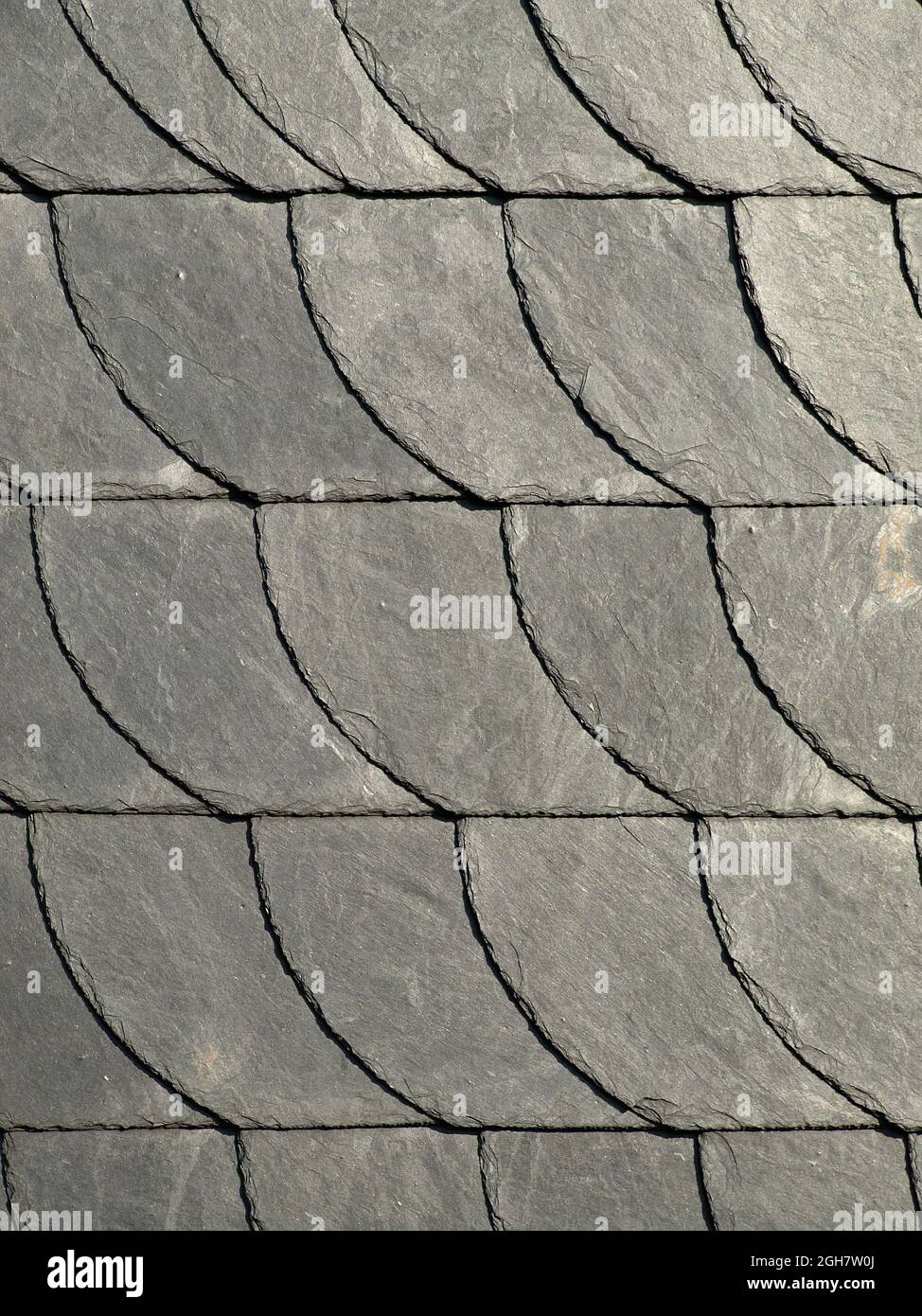 Dark gray facade hi-res stock photography and images - Alamy
