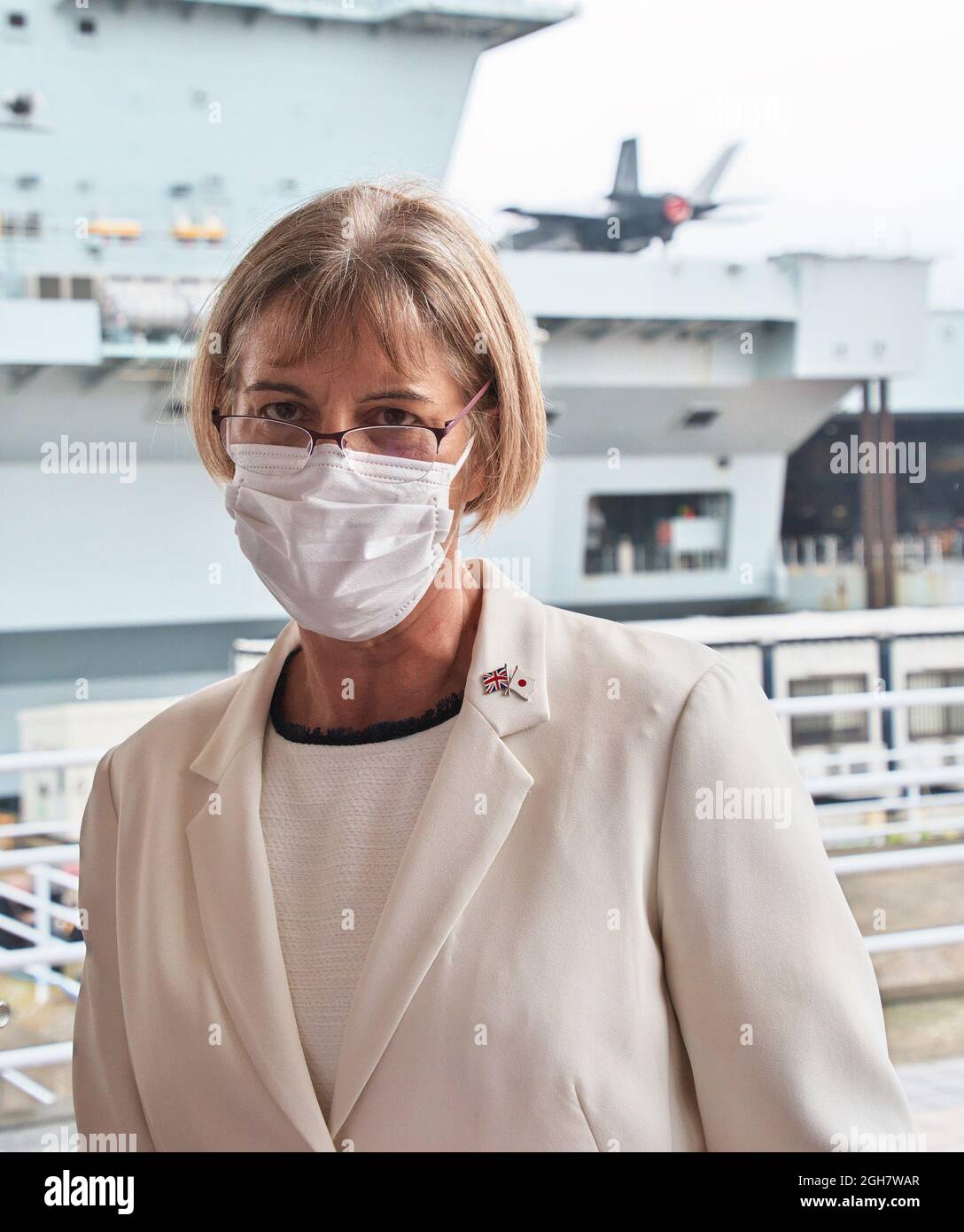 Julia longbottom hi-res stock photography and images - Alamy