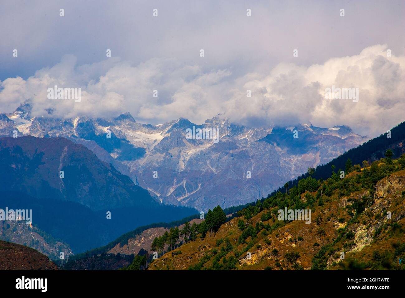 Himalayan Mountains landscape at Manali, Himachal Pradesh, India Stock ...