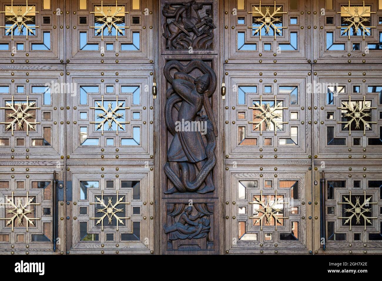 Oslo town hall exterior hi-res stock photography and images - Alamy