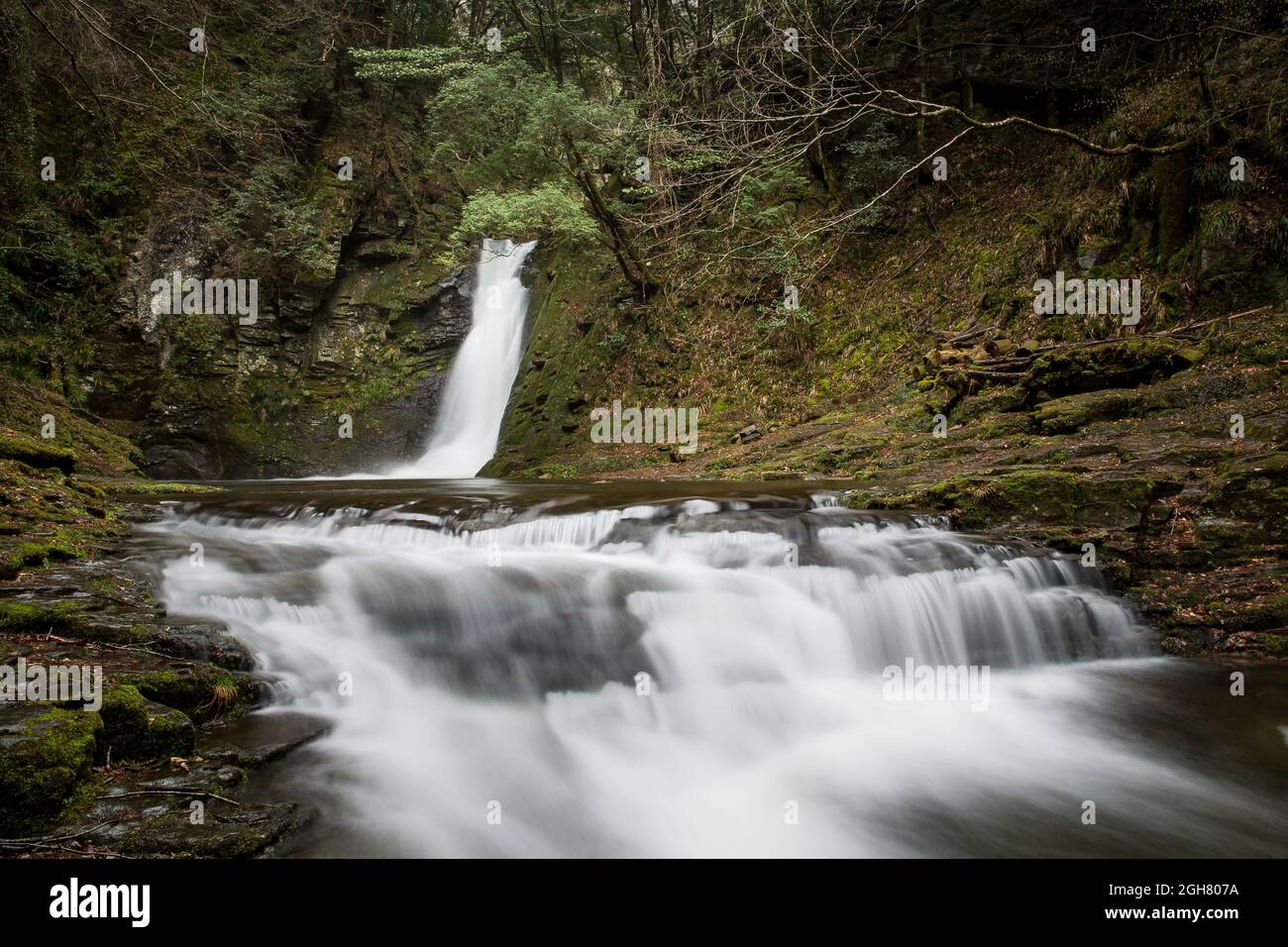 Scenic waterfall in a long exposure in Akame 48 Waterfalls, Nabari ...