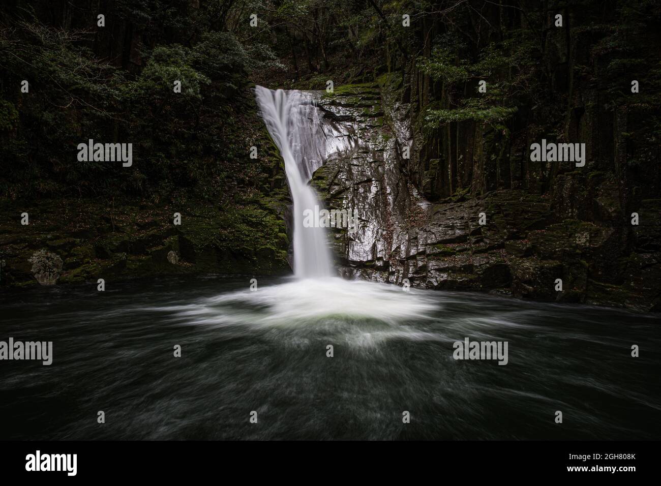 48 waterfalls of akame hi-res stock photography and images - Alamy