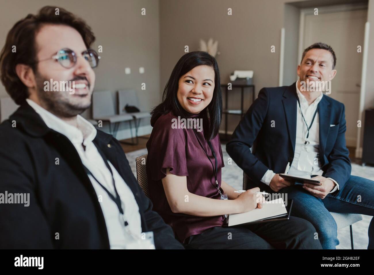 Employee training office hi-res stock photography and images - Alamy
