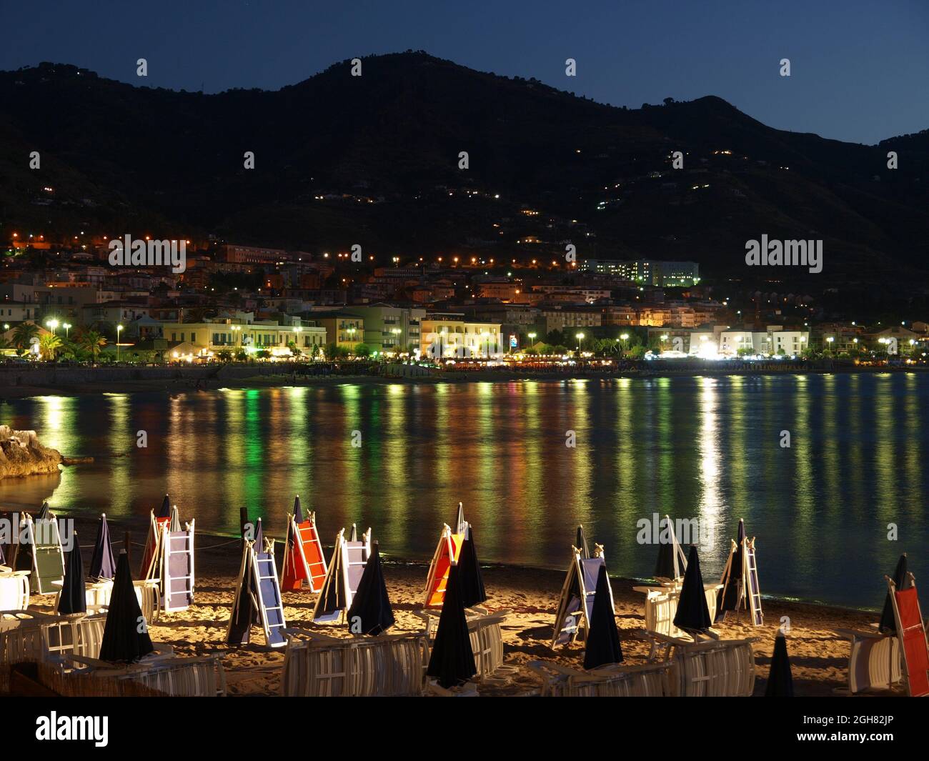 Evening Beach Scene Stock Photo - Alamy