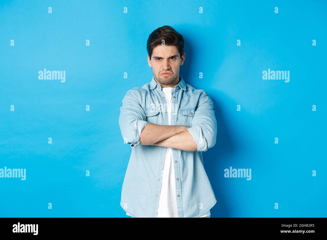 Man mad grinning hi-res stock photography and images - Alamy