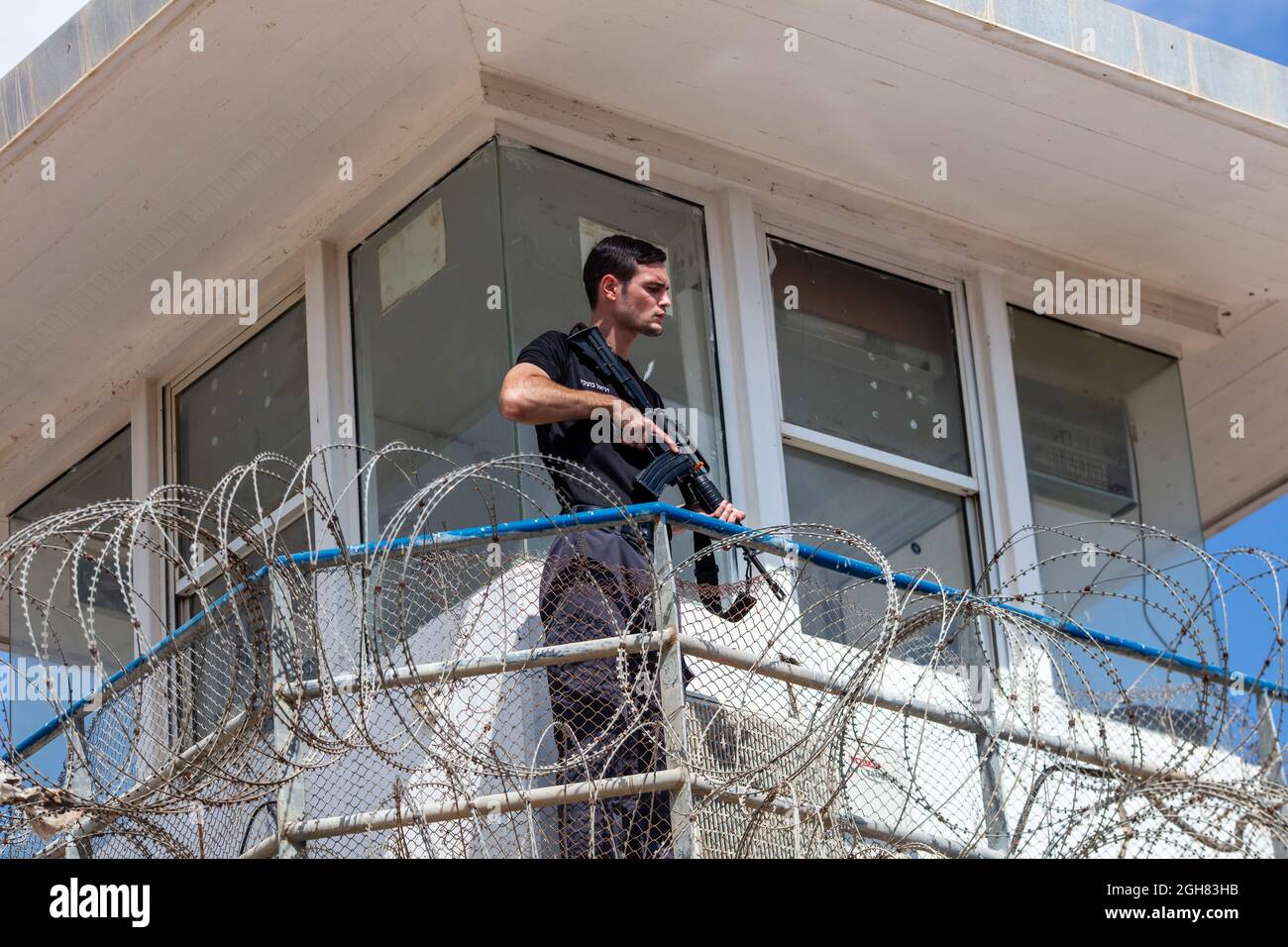 Gilboa, Israel. 06th Sep, 2021. A police officer keeps watch from an ...