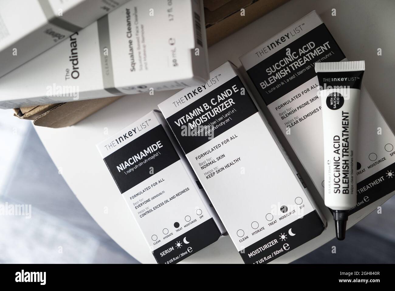 The inkey list hi-res stock photography and images - Alamy