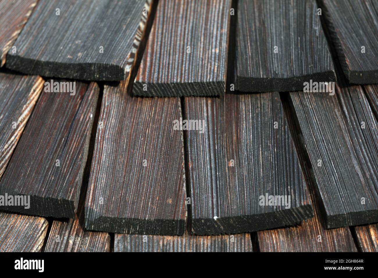 Wood shingle cladding hi-res stock photography and images - Alamy