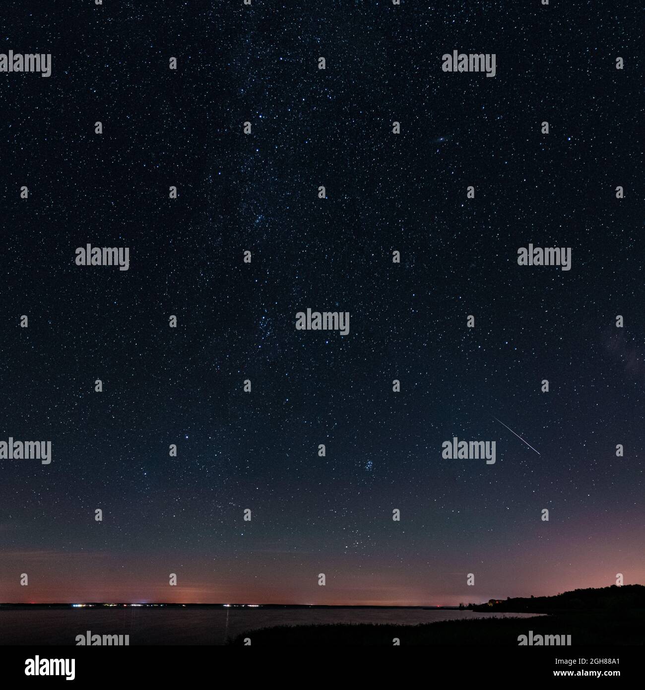 Perseids meteor shower in the sky hi-res stock photography and images ...