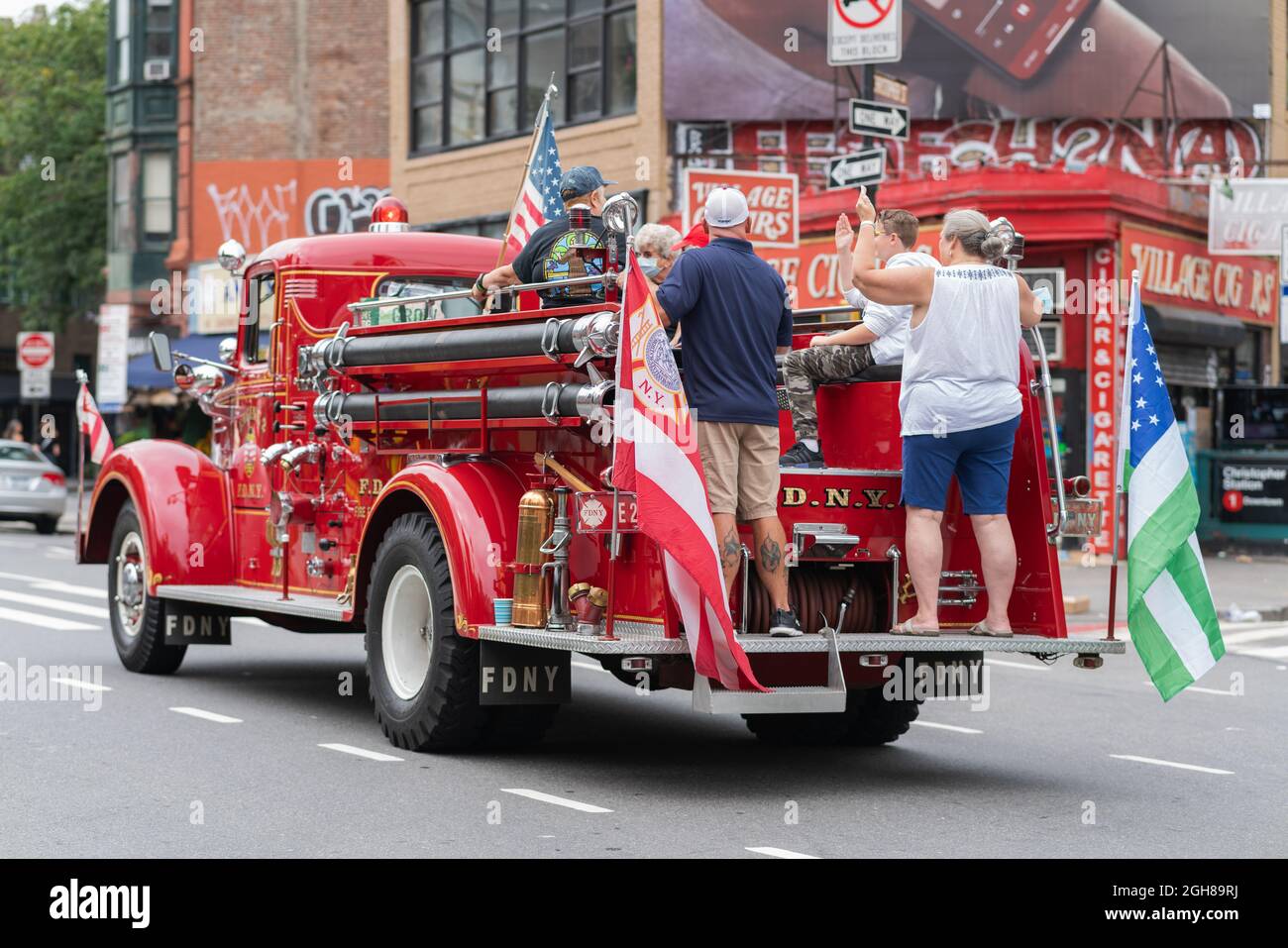 New York City, USA. 05th Sep, 2021. Members of the NYC Fire Department ...