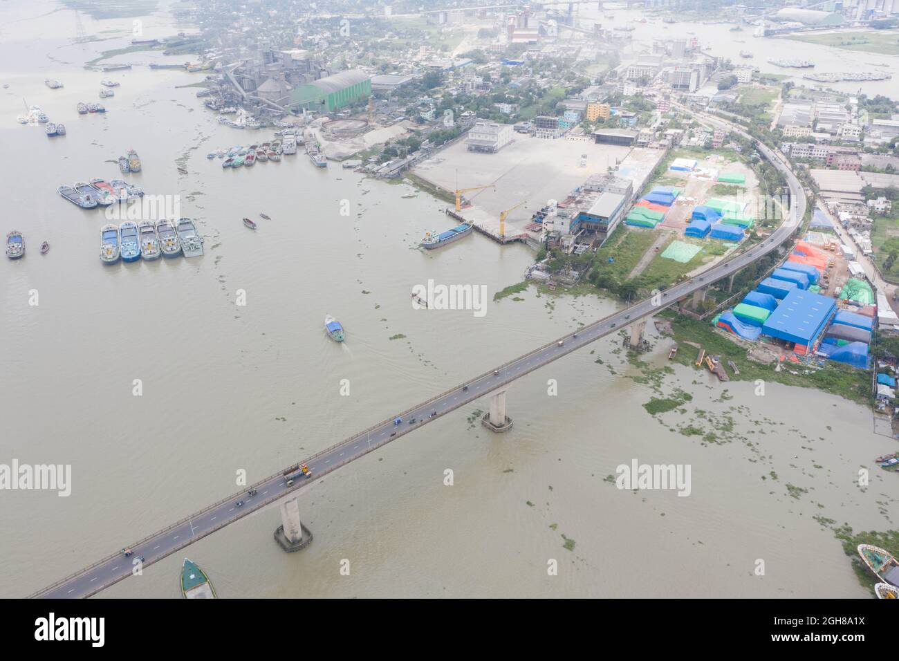 Bangladesh china friendship bridge hi-res stock photography and images ...