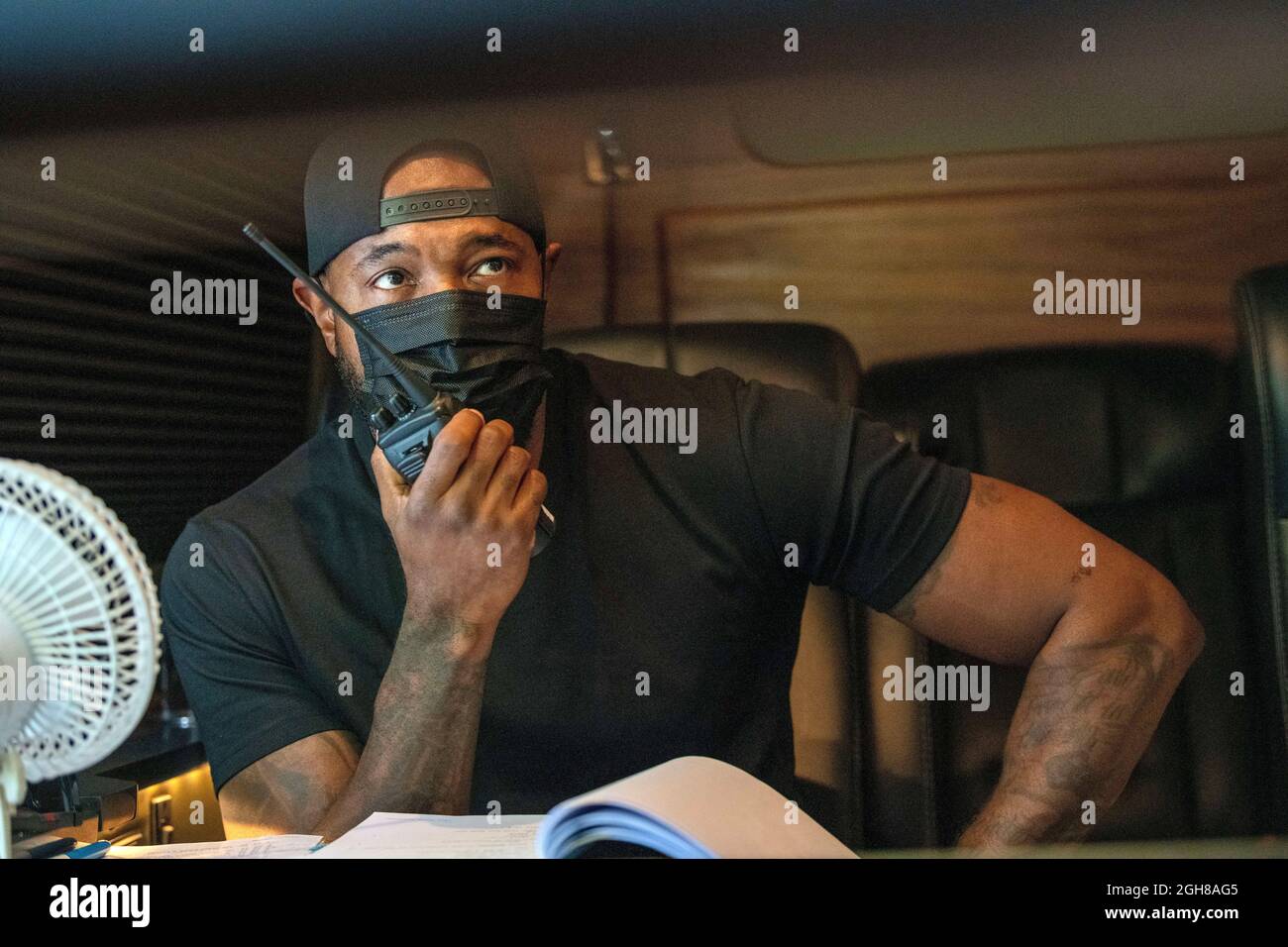 ANTOINE FUQUA in THE GUILTY (2021), directed by ANTOINE FUQUA. Credit ...