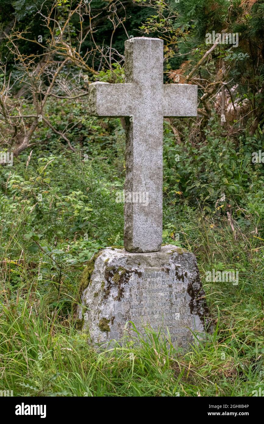 The ruins of the Dunmore Park estate in Falkirk, Scotland Stock Photo ...