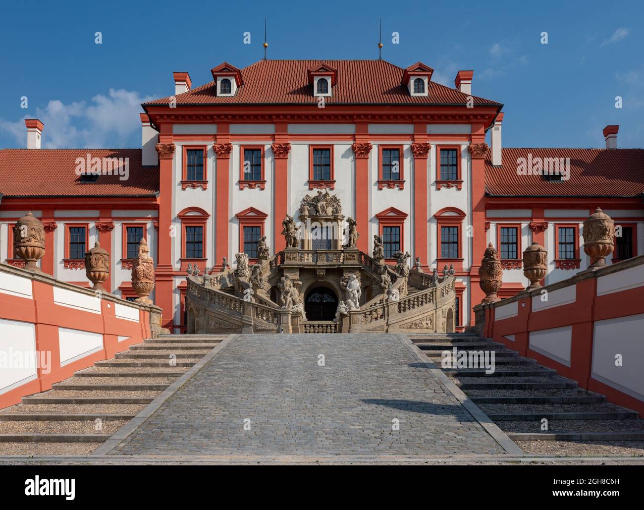 Front entrance of Troja Château in Prague, a 17th century baroque ...