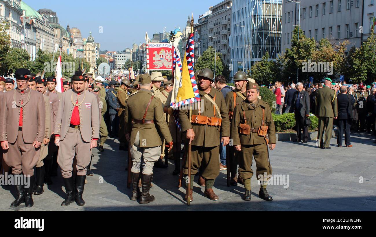 Czec army hi-res stock photography and images - Alamy