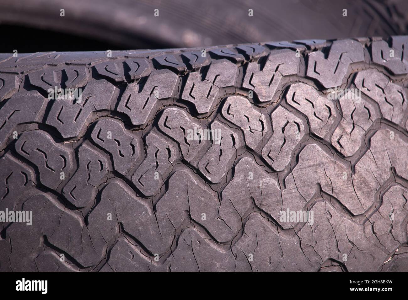 Car tire tread worn hi-res stock photography and images - Alamy