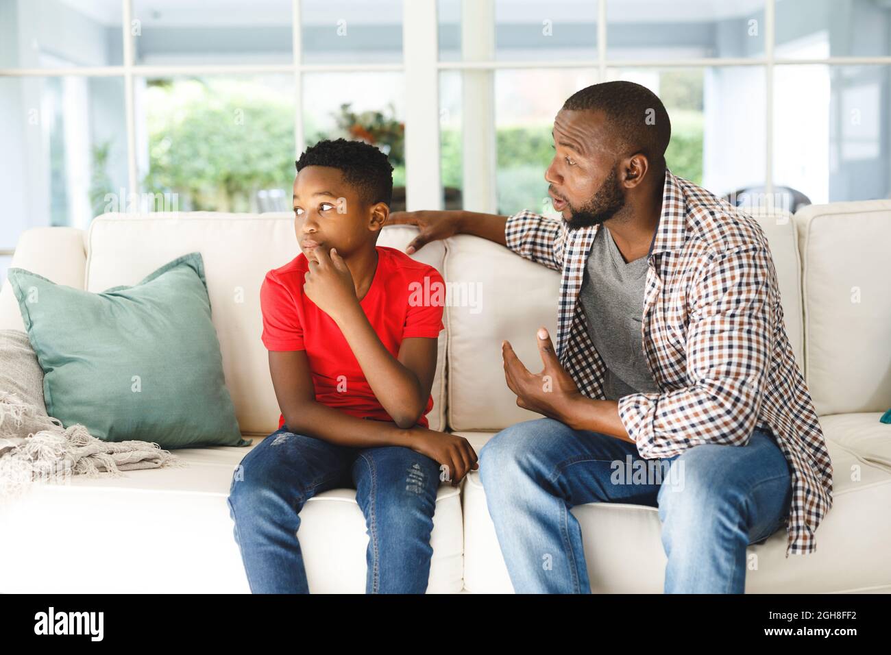 Father sad daughter hi-res stock photography and images - Alamy