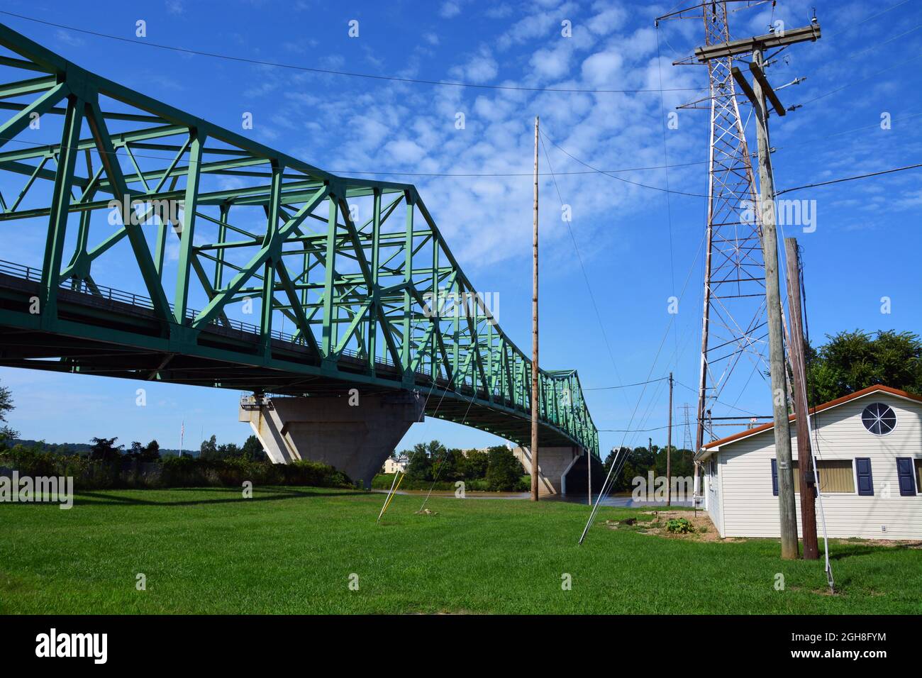 The US-35 highway bridge over the Ohio River in the small town of Point ...