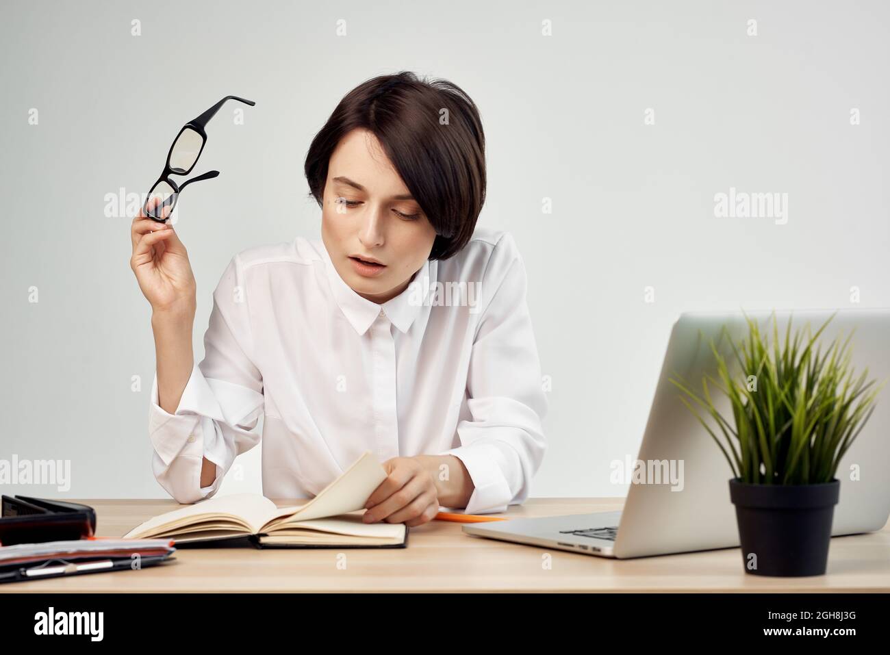 Businesswoman at the desk Secretary executive Studio Lifestyle Stock ...