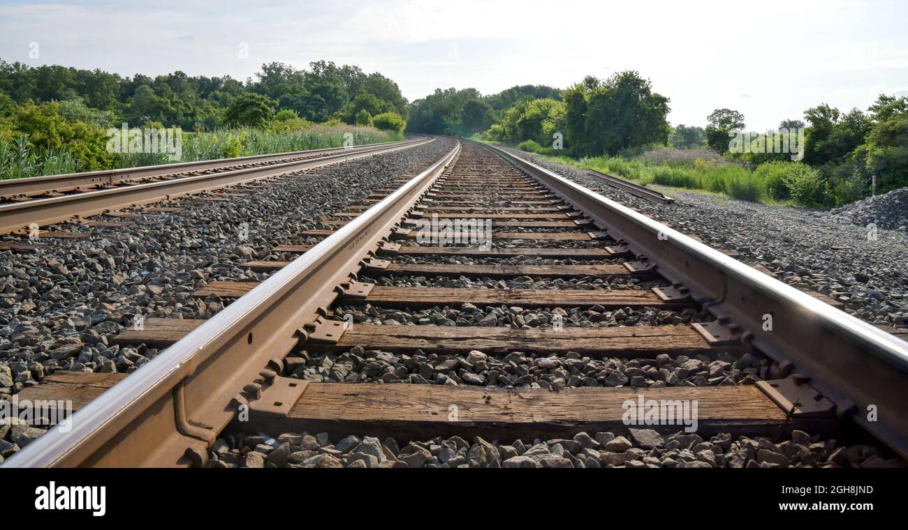 Railroad train tracks hi-res stock photography and images - Alamy