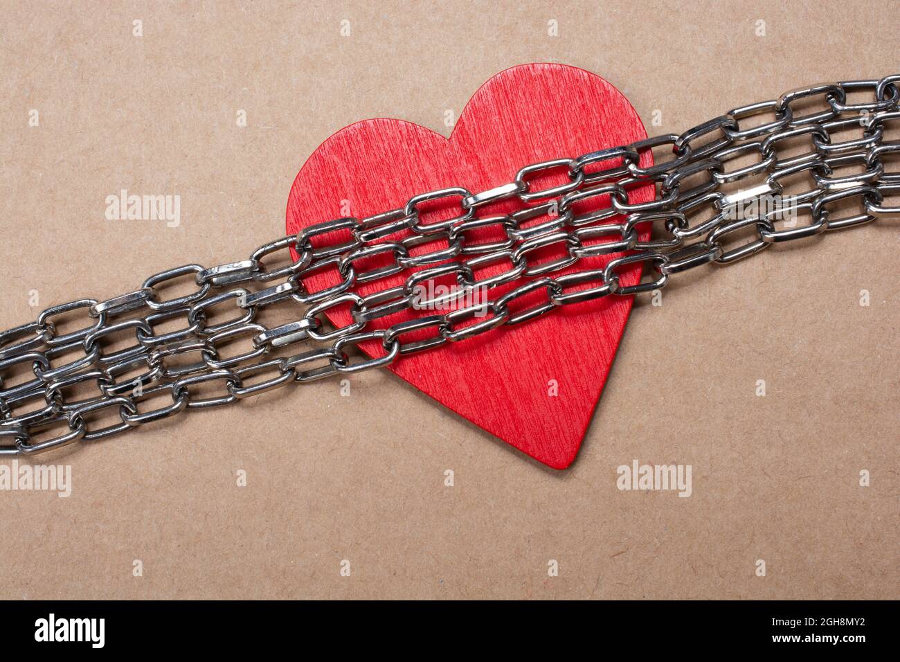 Heart chains hi-res stock photography and images - Alamy