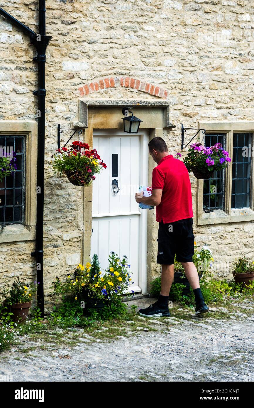 Morning delivery hi-res stock photography and images - Alamy