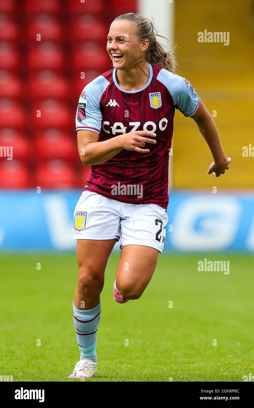 Sarah mayling hi-res stock photography and images - Alamy